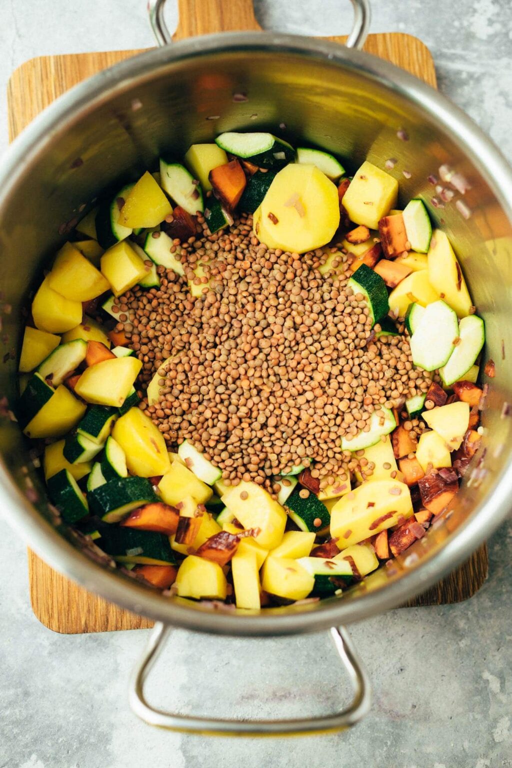 Leckere Linsensuppe für jeden Tag (30 Minuten) — VEGANE VIBES