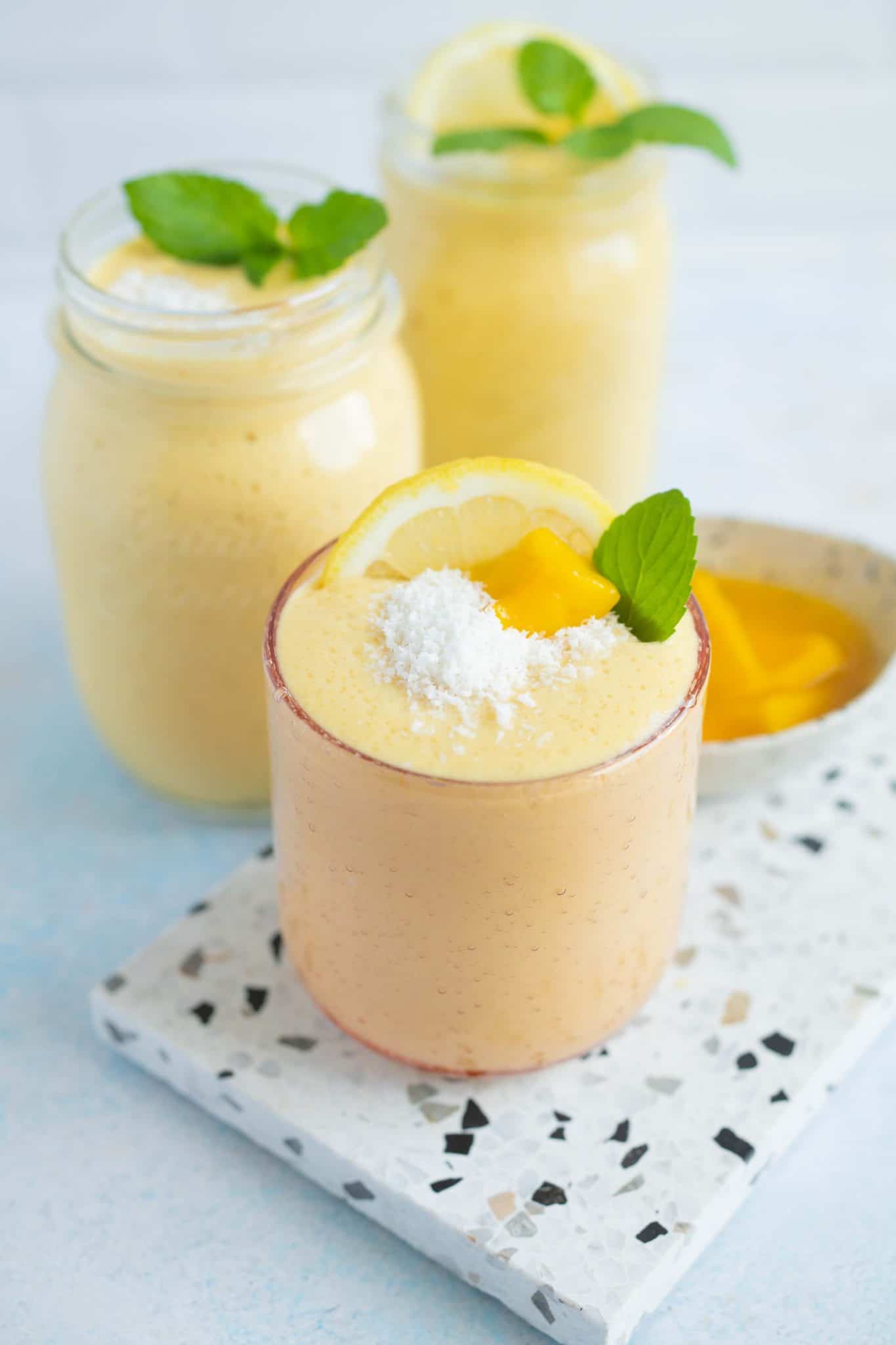Mango Protein Lassi (10 Minuten) — VEGANE VIBES