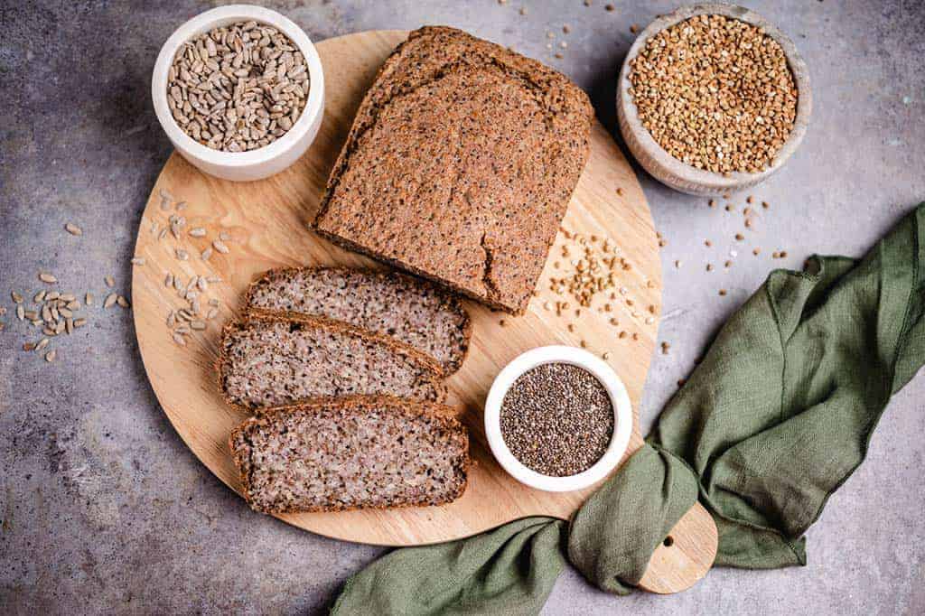 Buchweizen Chia Brot — VEGANE VIBES